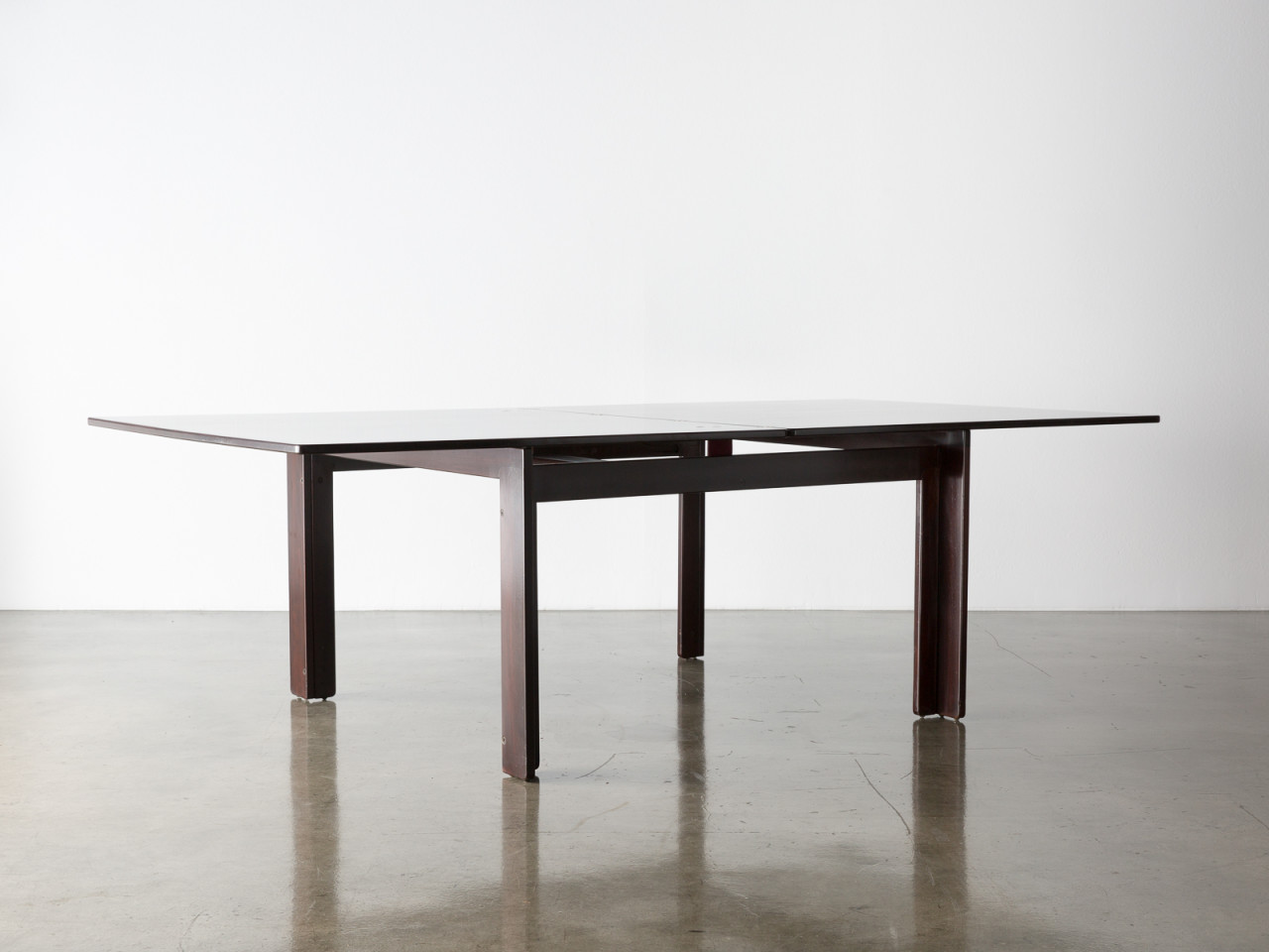 The Mark – Mod. 778 Expandable Table