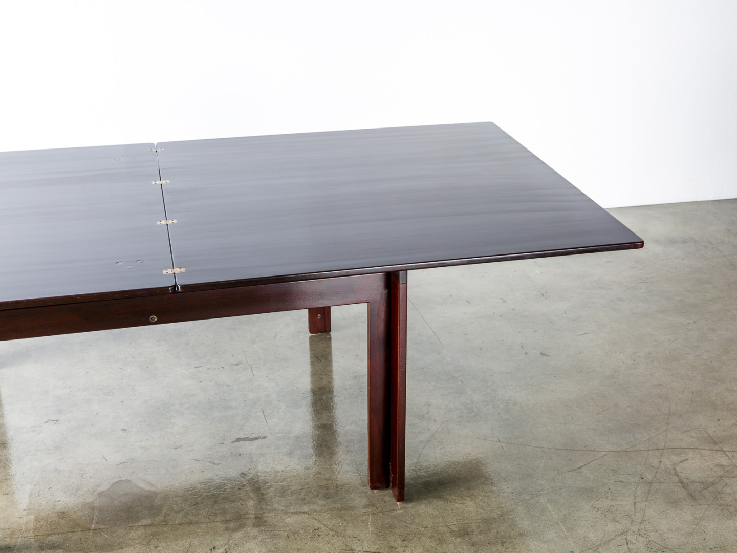 The Mark – Mod. 778 Expandable Table